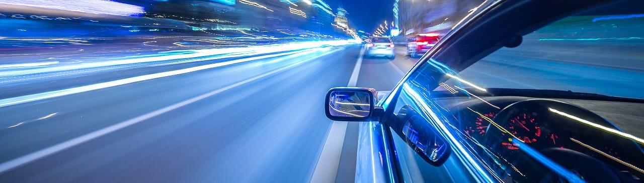 Autonómne autá potrebujú spoľahlivé testy | TÜV SÜD