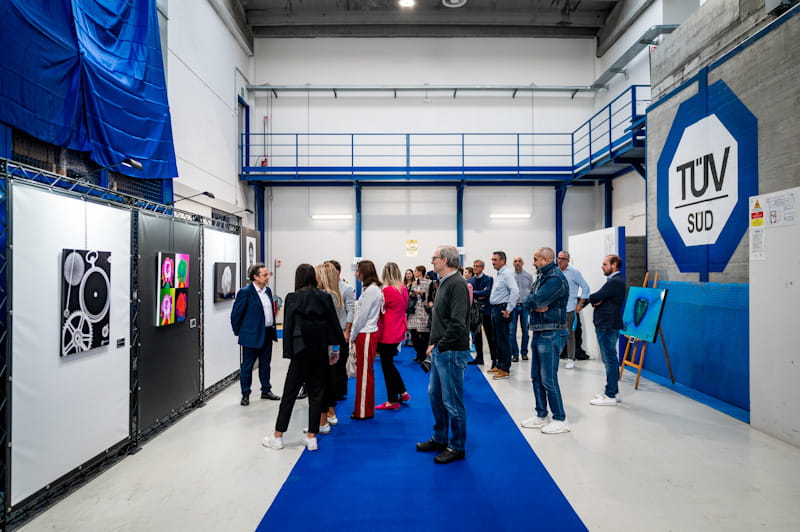 X-ART: mostra d'arte e tecnologia con Simone Sola e TÜV SÜD a Volpiano ...