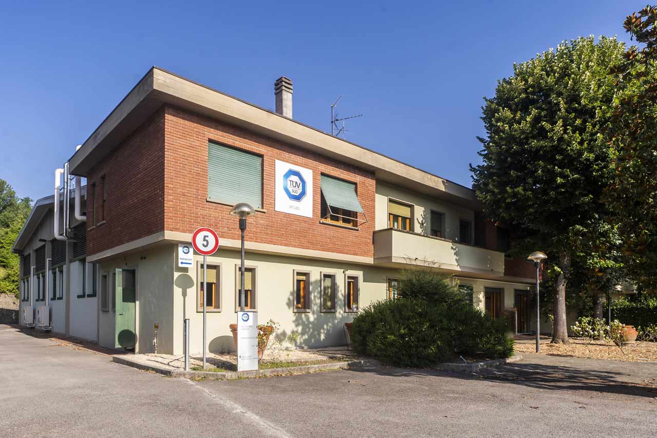 pH srl: Trasferimento della sede operativa e piani di sviluppo | TÜV Italia