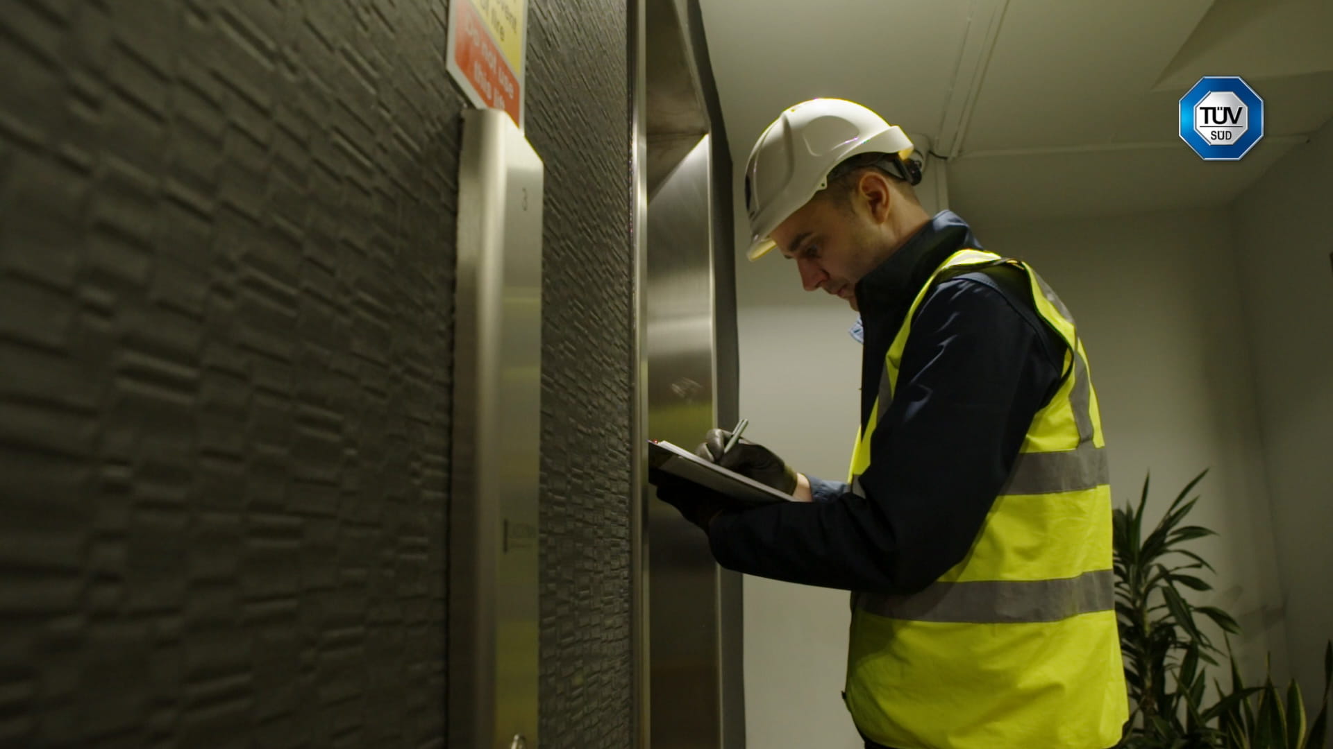 About TÜV SÜD in the UK | TÜV SÜD