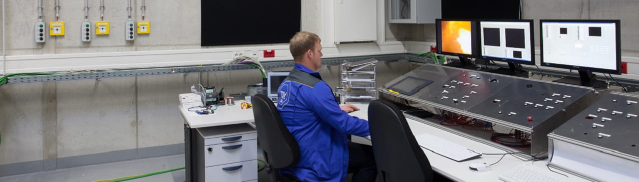 Battery Safety and Abuse Testing | TÜV SÜD