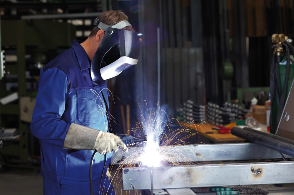 Specyfikacja i kwalifikowanie technologii spawania metali. Spawanie ...